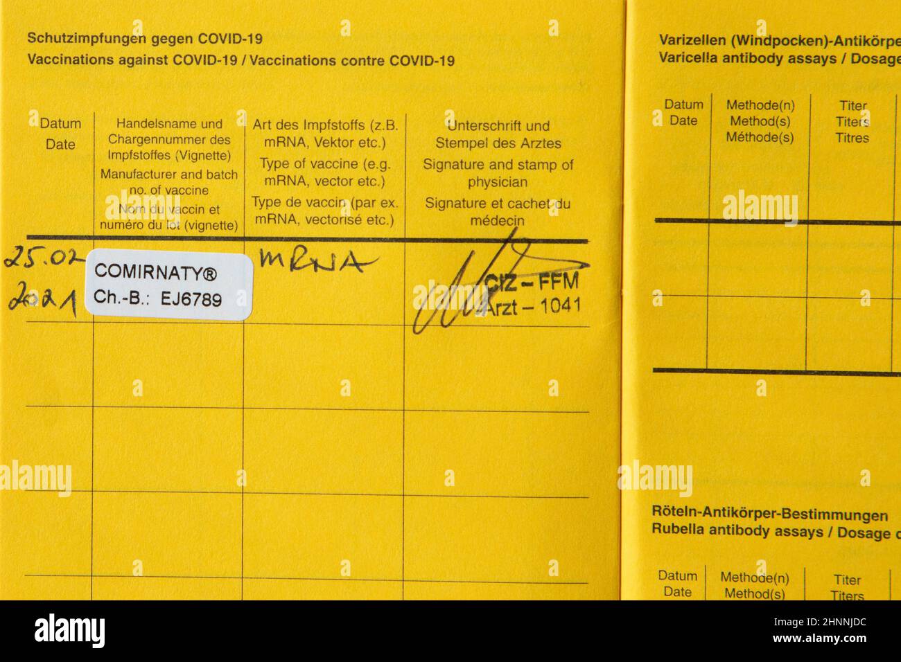 deutsches Impfbuch mit dokumentierter Impfimpfung Stockfotografie - Alamy