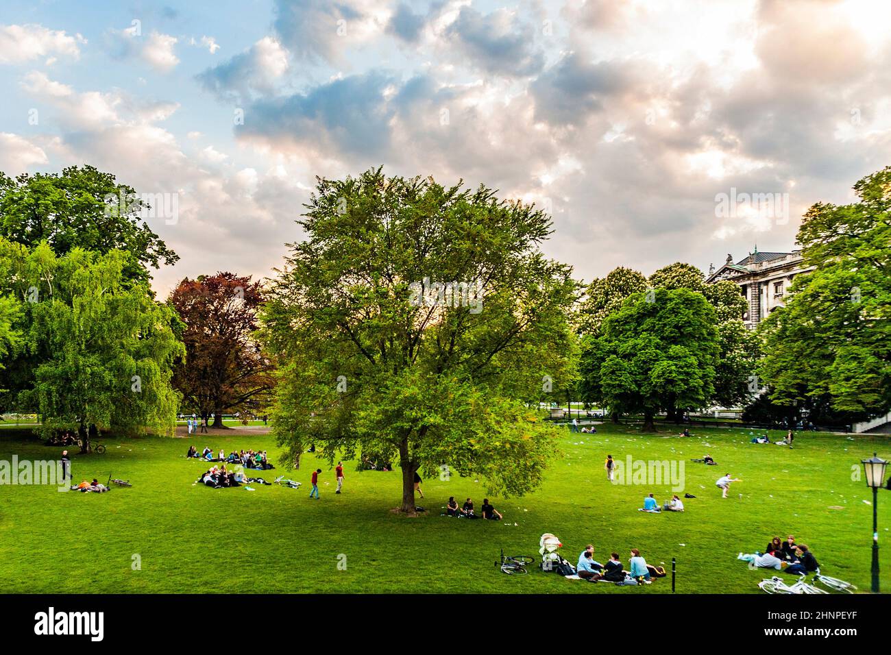 Wien stadtpark -Fotos und -Bildmaterial in hoher Auflösung – Alamy