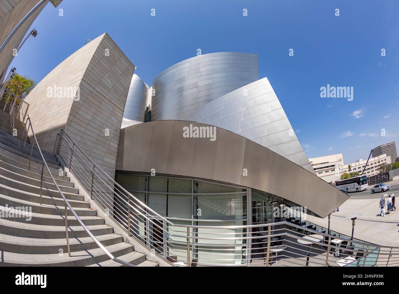 Walt disney philharmonie halle -Fotos und -Bildmaterial in hoher ...