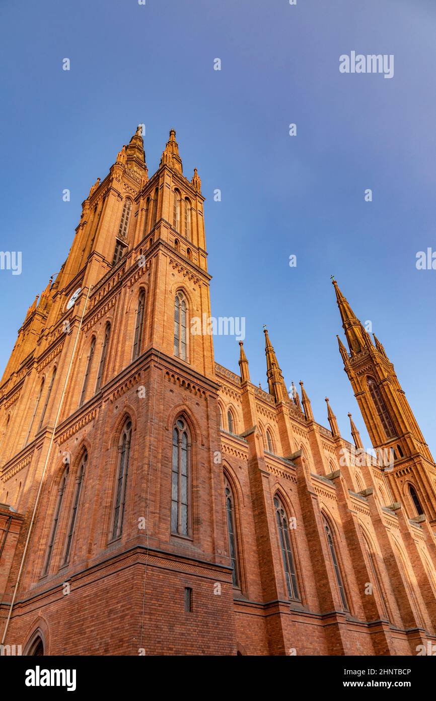 Die Marktkirche ist die evangelische Hauptkirche in Wiesbaden, der ...