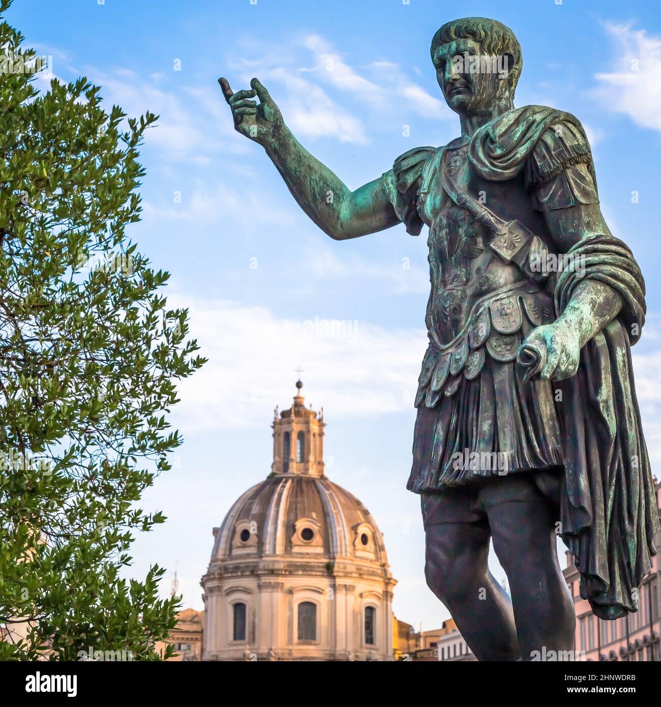 August kaiser skulptur -Fotos und -Bildmaterial in hoher Auflösung – Alamy