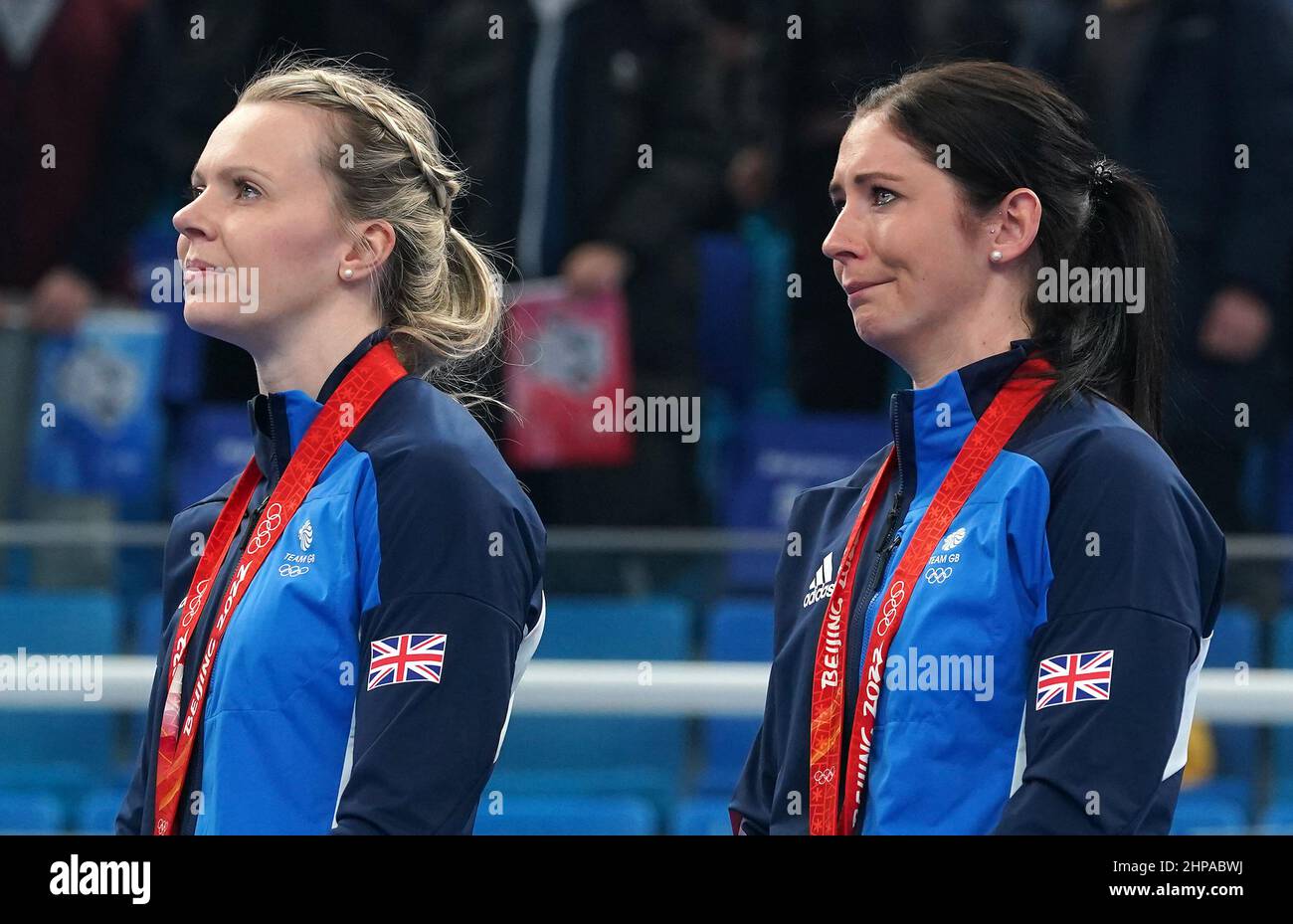 Die Briten Vicky Wright und Eve Muirhead feiern am 16. Tag der ...