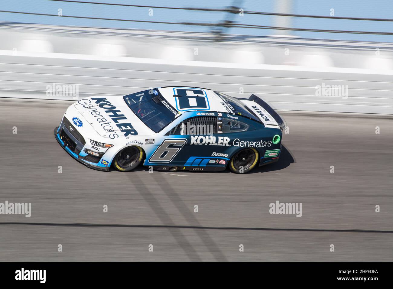 Daona, FL. 20. Februar 2022: Die Fahrer der NASCar Cup Series Brad ...