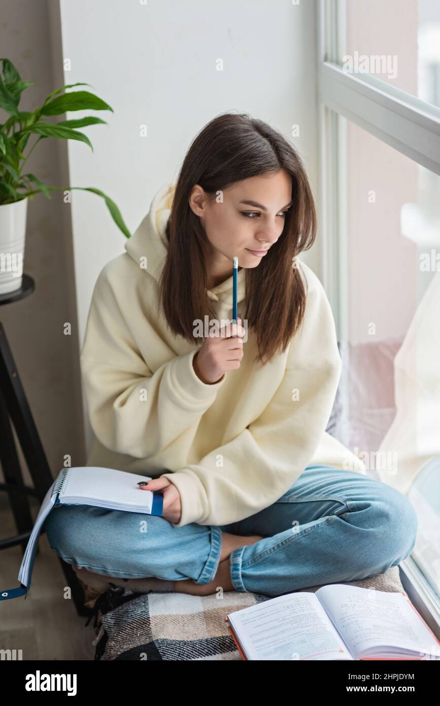 Hausarbeit vorbereitung Stockfotos und -bilder Kaufen - Alamy