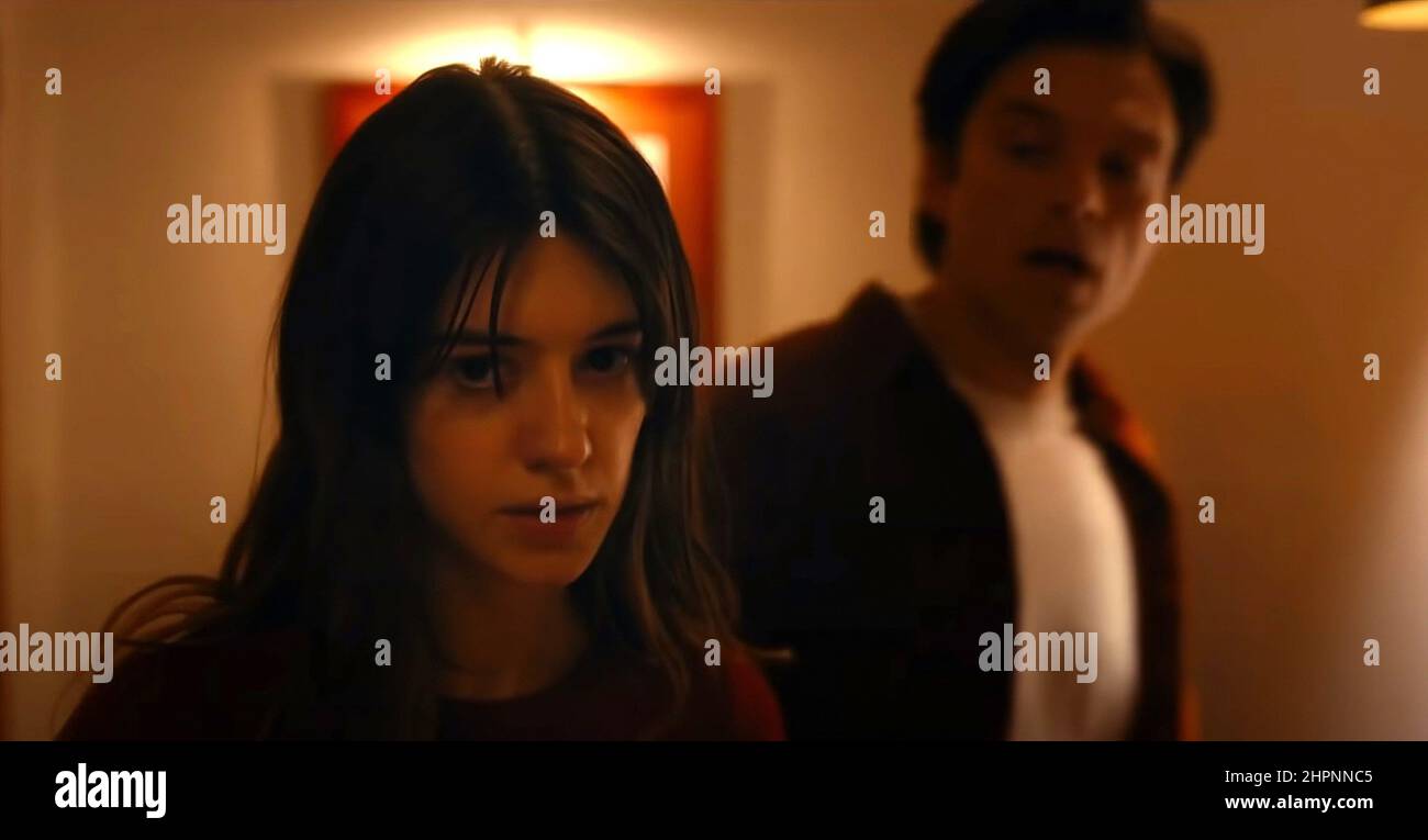 FRISCH, von links: Daisy Edgar-Jones, Sebastian Stan, 2022 ...