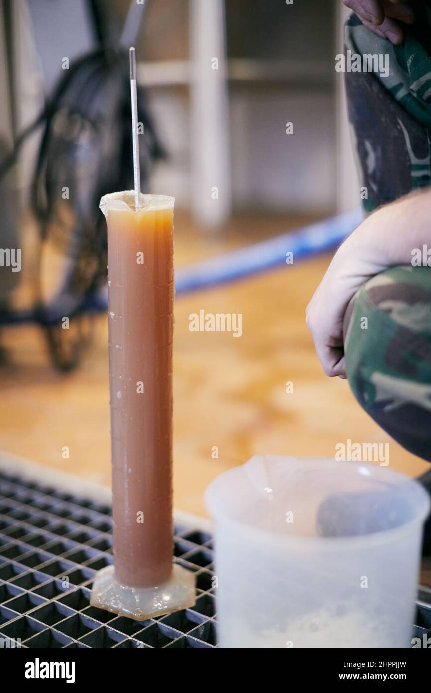 Density measurement -Fotos und -Bildmaterial in hoher Auflösung – Alamy