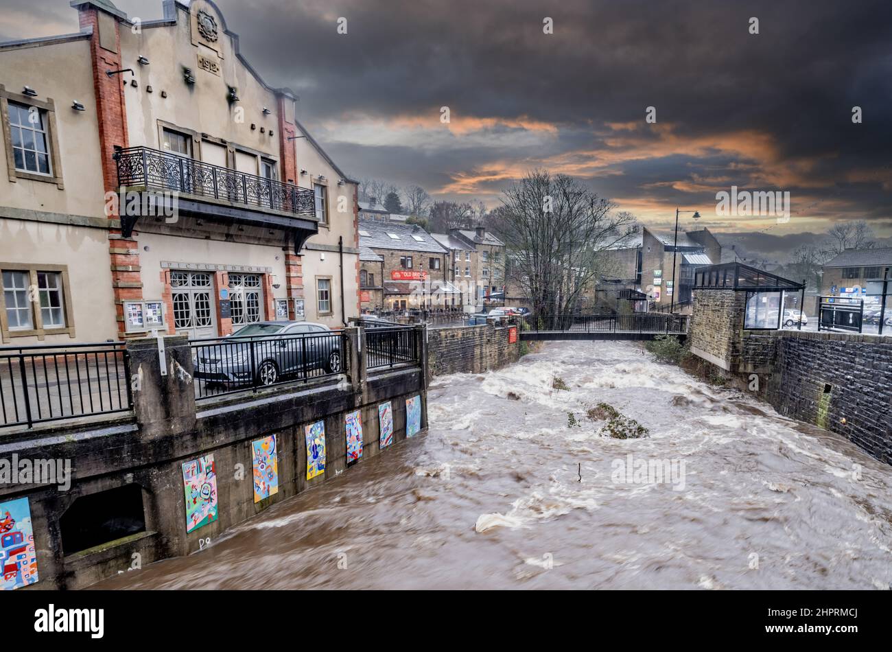 Holmfirth, West Yorkshire, England, 21.. Februar 2022, Der Sturm ...