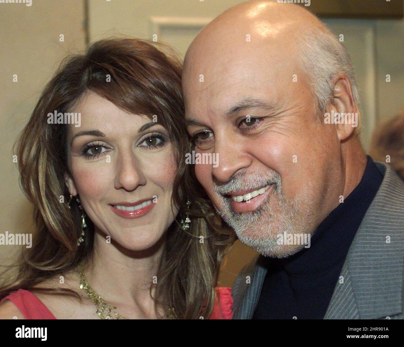 Die Sängerin Celine Dion und ihr Mann, Rene Angelil, kommen am Dienstag ...