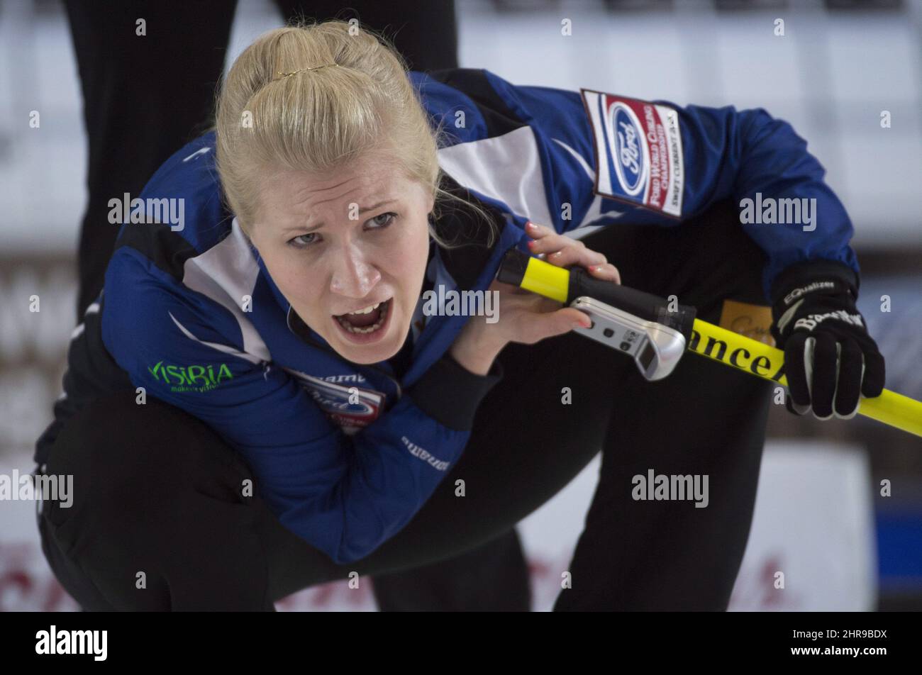 Finnland skip Oona Kauste hat beim Unentschieden 7. gegen Deutschland ...