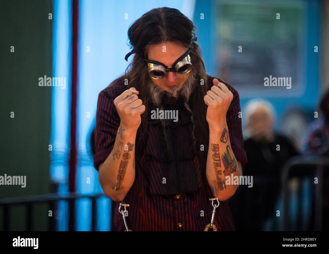 „Sweet Pepper“ vom Sideshow-Duo The Monsters of Schlock bereitet sich ...