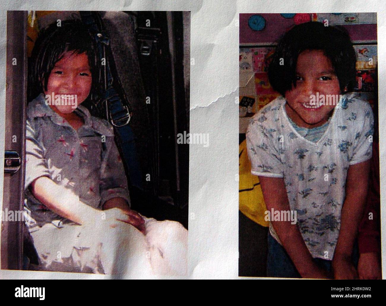 Fotos von einem Belohnungsposter, das auf einer Pressekonferenz über ...