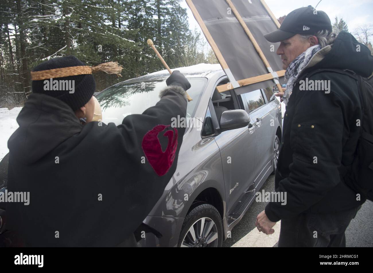Anhänger Der Wetsuweten Nation Blockieren Eine Straße Außerhalb Des Rcmp Hauptquartiers In 6801