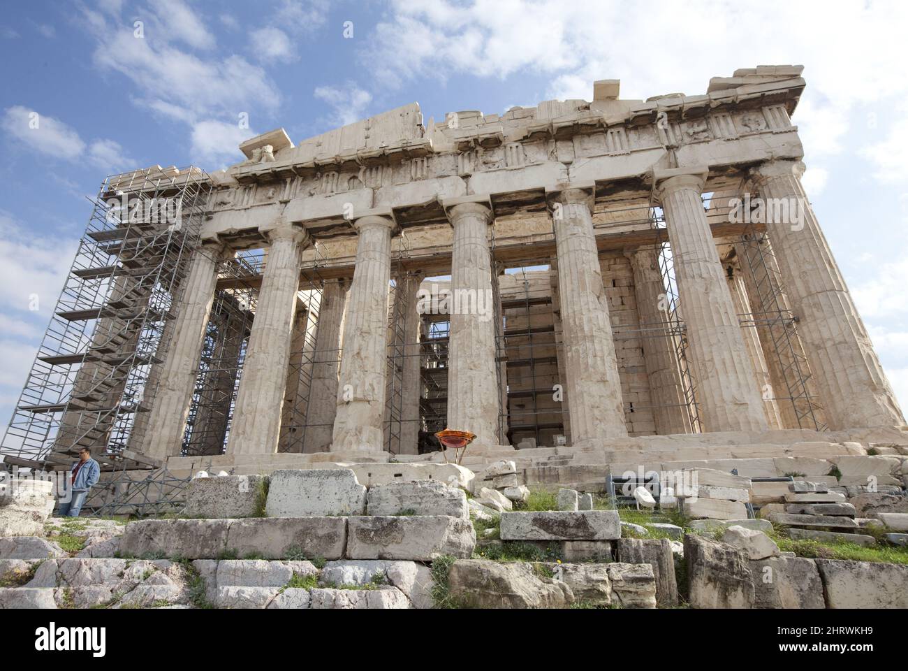 Der parthenon ist auf der Akropolis in Athen, Griechenland, am ...