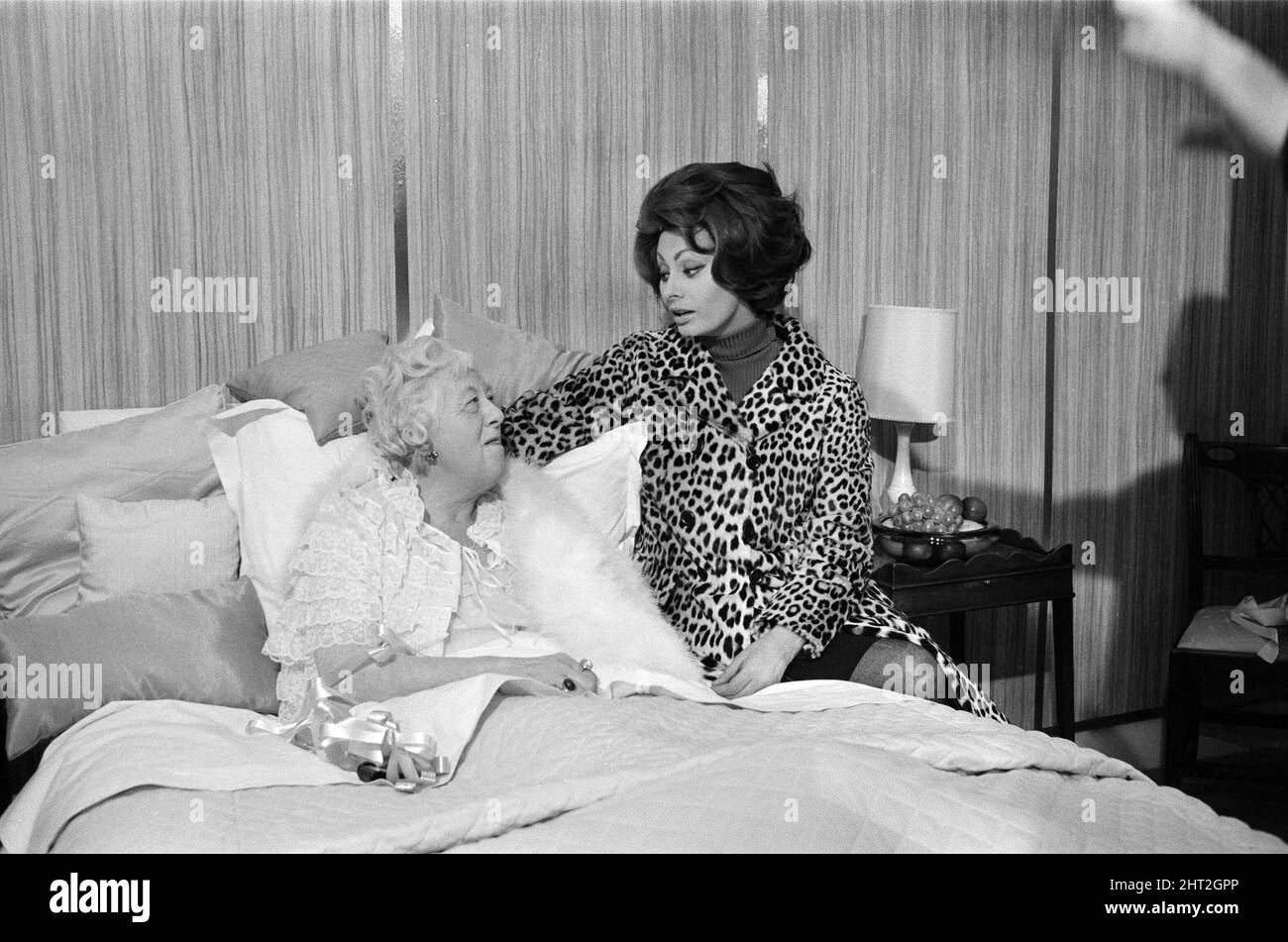 Am Set von „A Gräfin from Hong Kong“, Charlie Chaplins neuem Film, hat ...