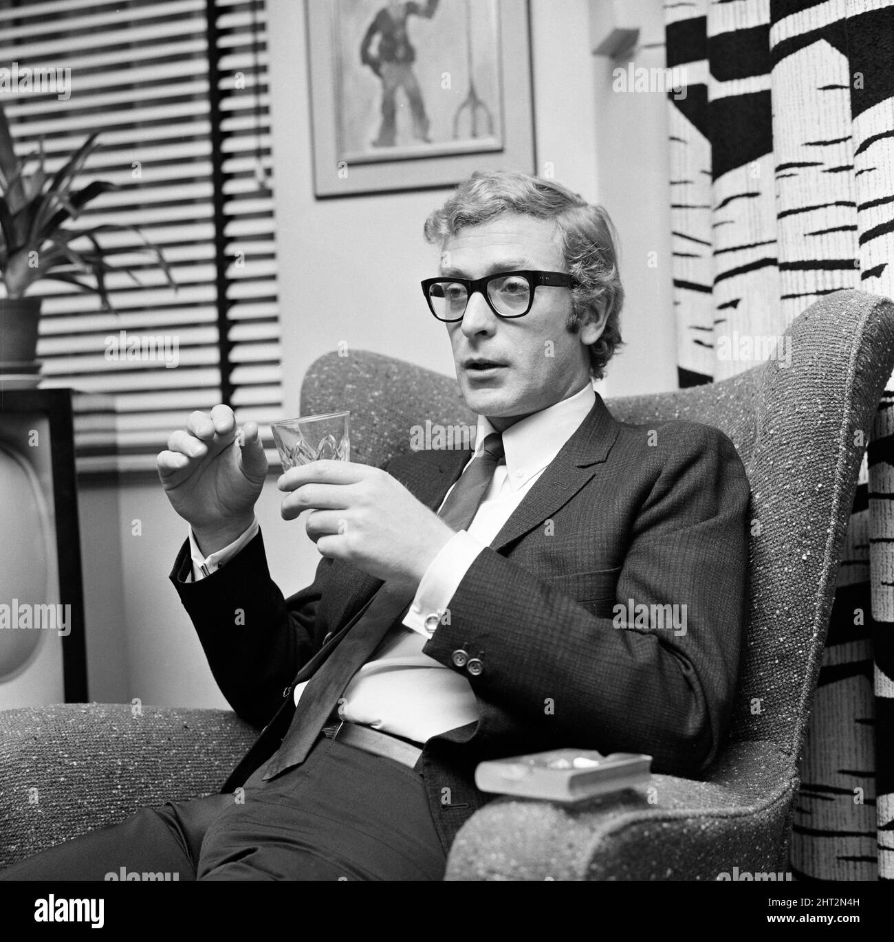 Schauspieler Michael Caine im Bild mit der französischen Schauspielerin ...