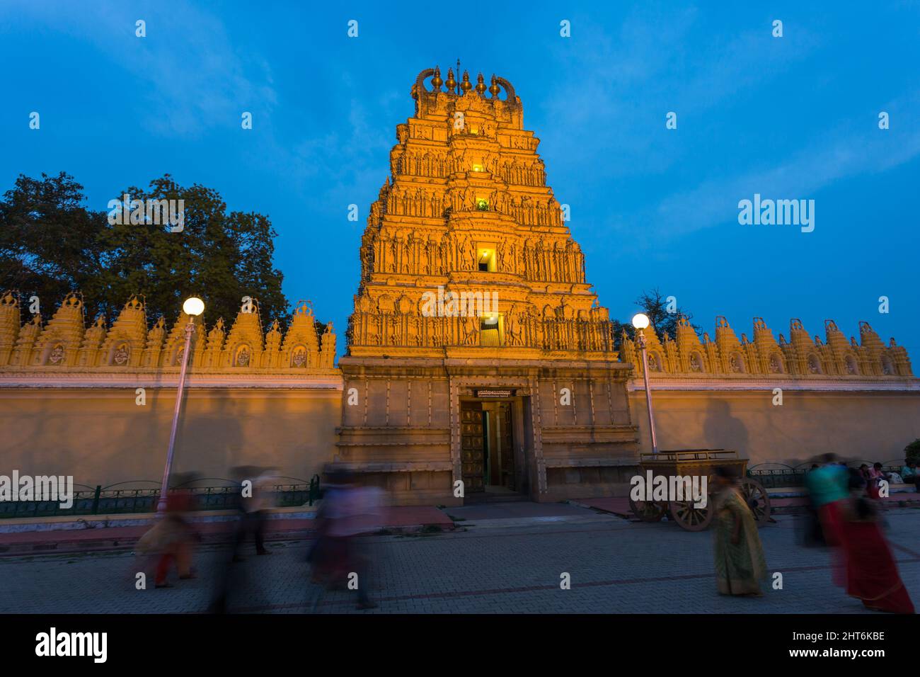 Nacht feste indien tempel -Fotos und -Bildmaterial in hoher Auflösung ...