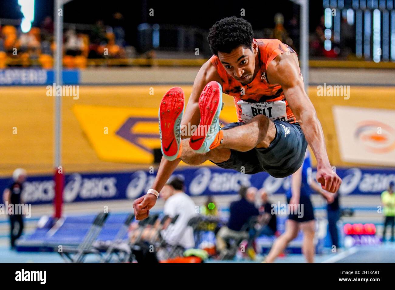 APELDOORN, NIEDERLANDE - 27. FEBRUAR: Thierry Belt beim NK Indoor Atletiek am 27. Februar 2022 ...