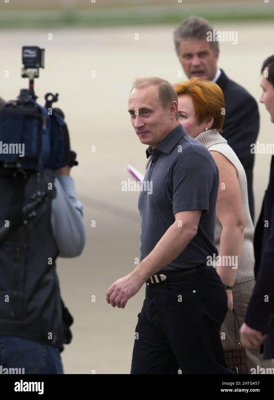 14. November 2001: Der russische Präsident WLADIMIR PUTIN und seine ...