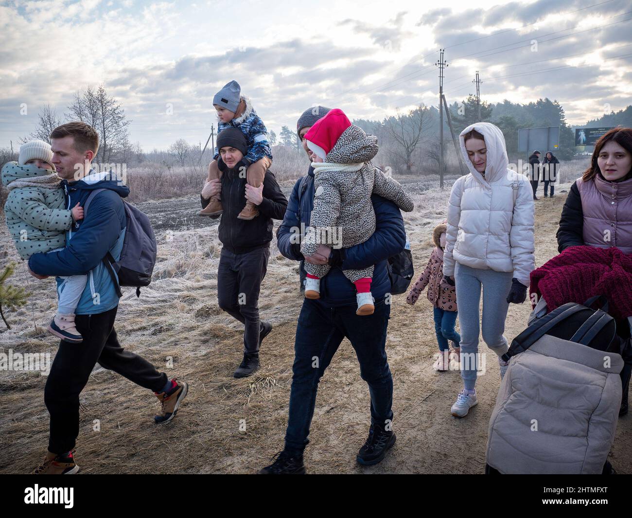 Homeless children russia -Fotos und -Bildmaterial in hoher Auflösung ...