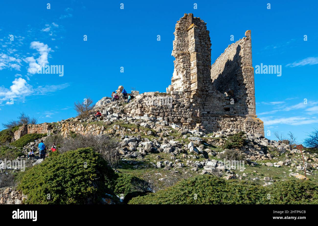 Kloster santa maria de tolono -Fotos und -Bildmaterial in hoher ...