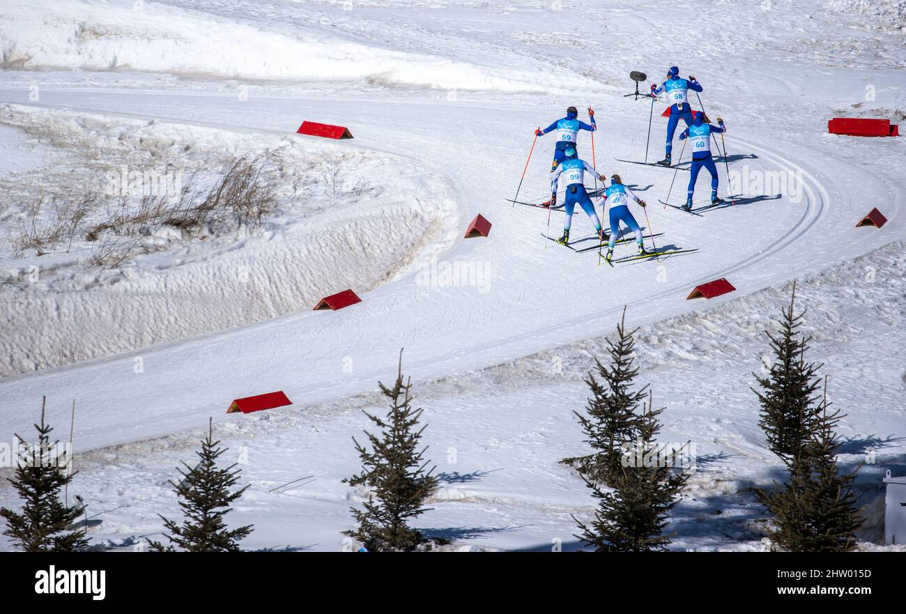 Biathlon athletes -Fotos und -Bildmaterial in hoher Auflösung – Alamy