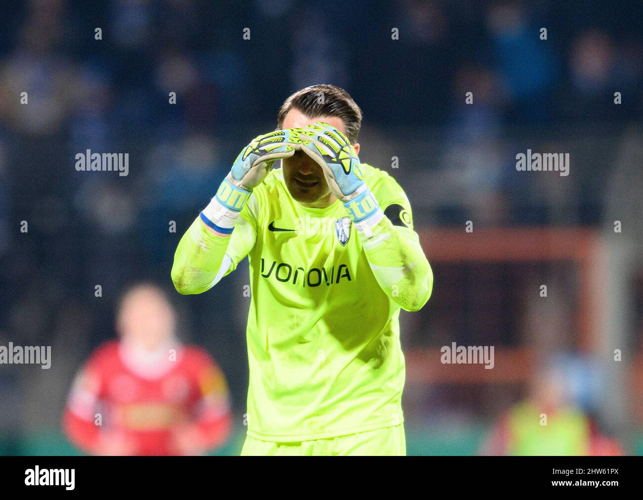 Torwart Manuel RIEMANN (BO) enttäuscht. Fußball DFB Pokal Viertelfinale ...