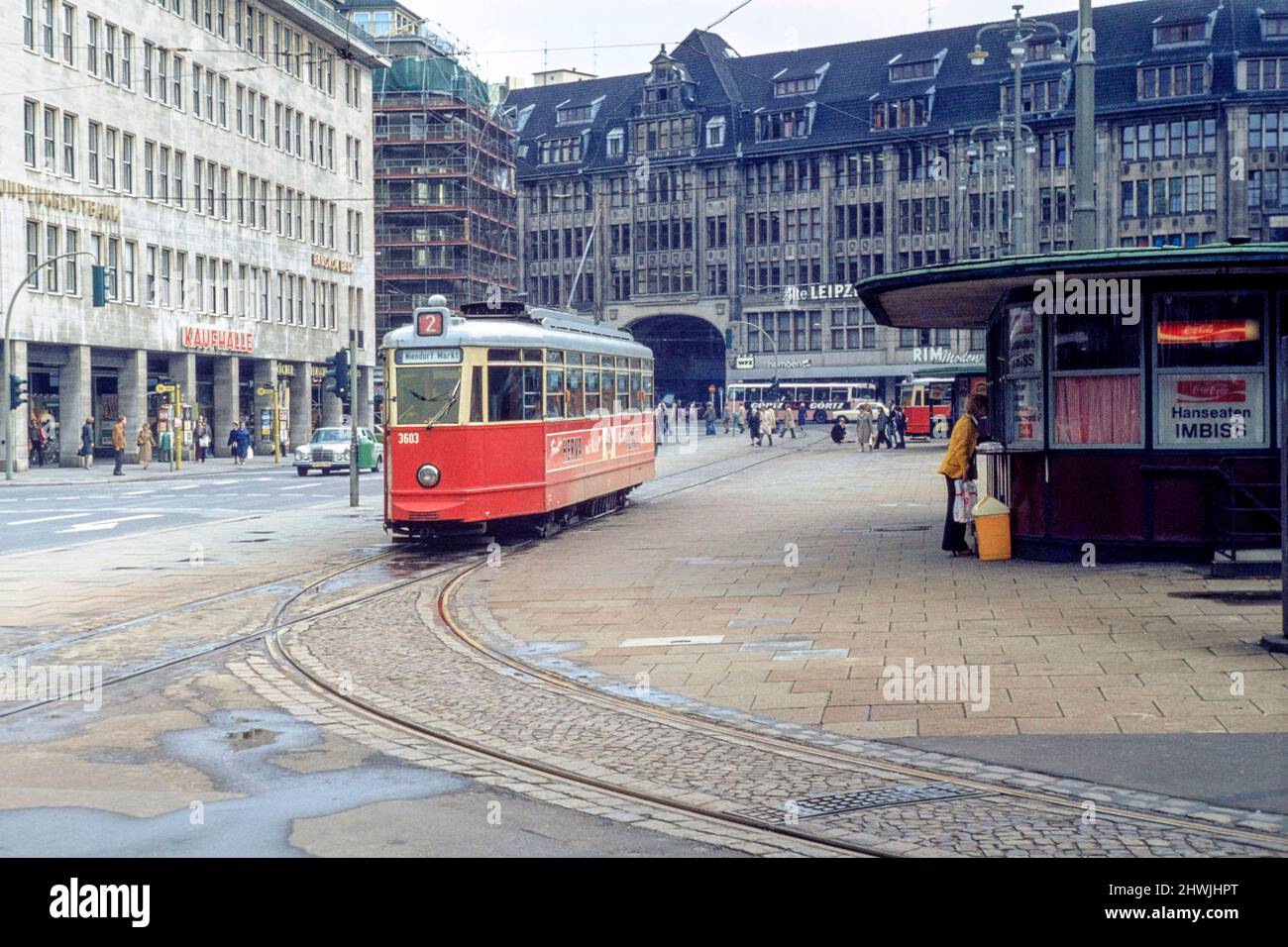 Die alte Straßenbahn ist ca. 1978 Minuten vor der Schließung des Systems in hamburg in Betrieb ...