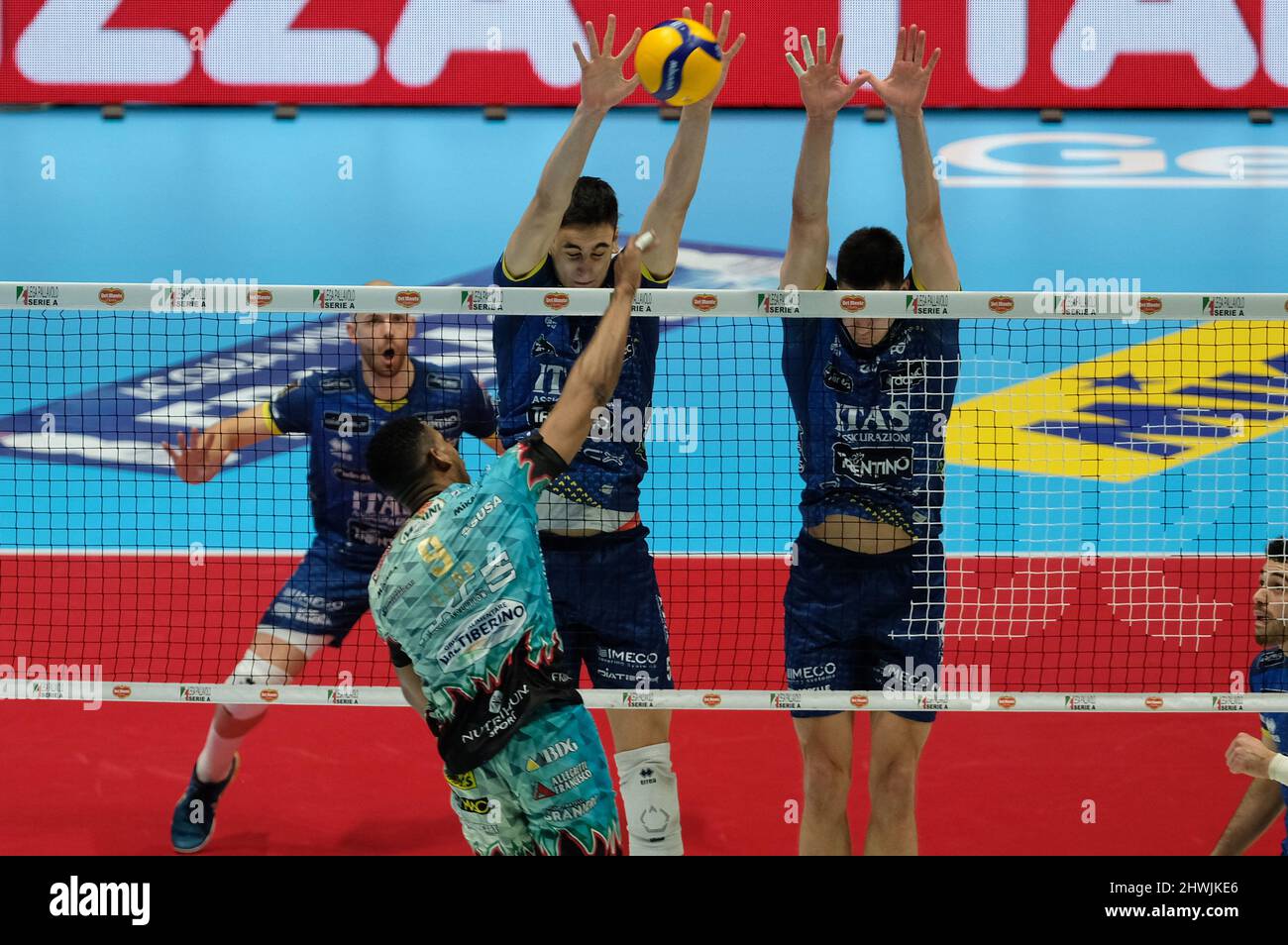 Alessandro michieletto block -Fotos und -Bildmaterial in hoher Auflösung – Alamy