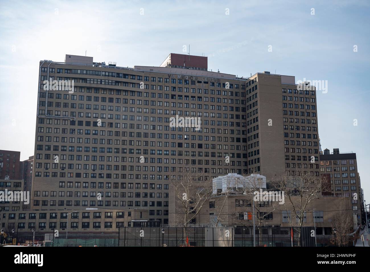 Manhattan va krankenhaus -Fotos und -Bildmaterial in hoher Auflösung ...