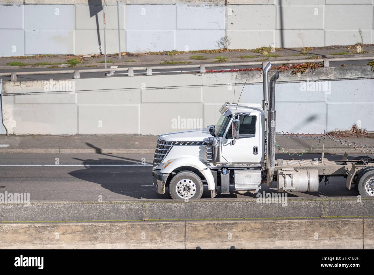 Amerikanische lastwagen auspuffrohre -Fotos und -Bildmaterial in hoher ...