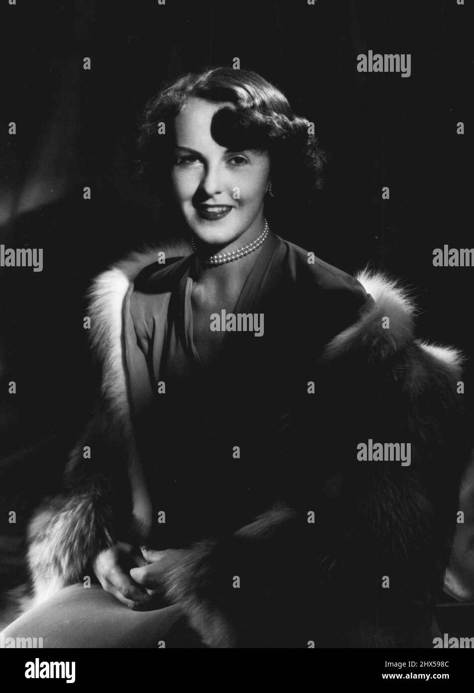 Society Portrait Studies von Baron: Mrs. Peter Cadbury von Oxhey Lodge ...