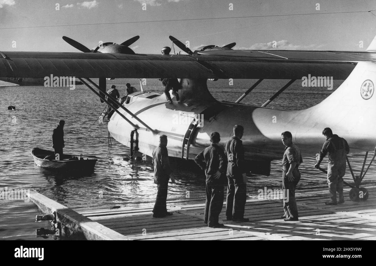 Die Guba in Rose Bay vor ihrem Pacific Flight ins Wasser zu legen. 14 ...