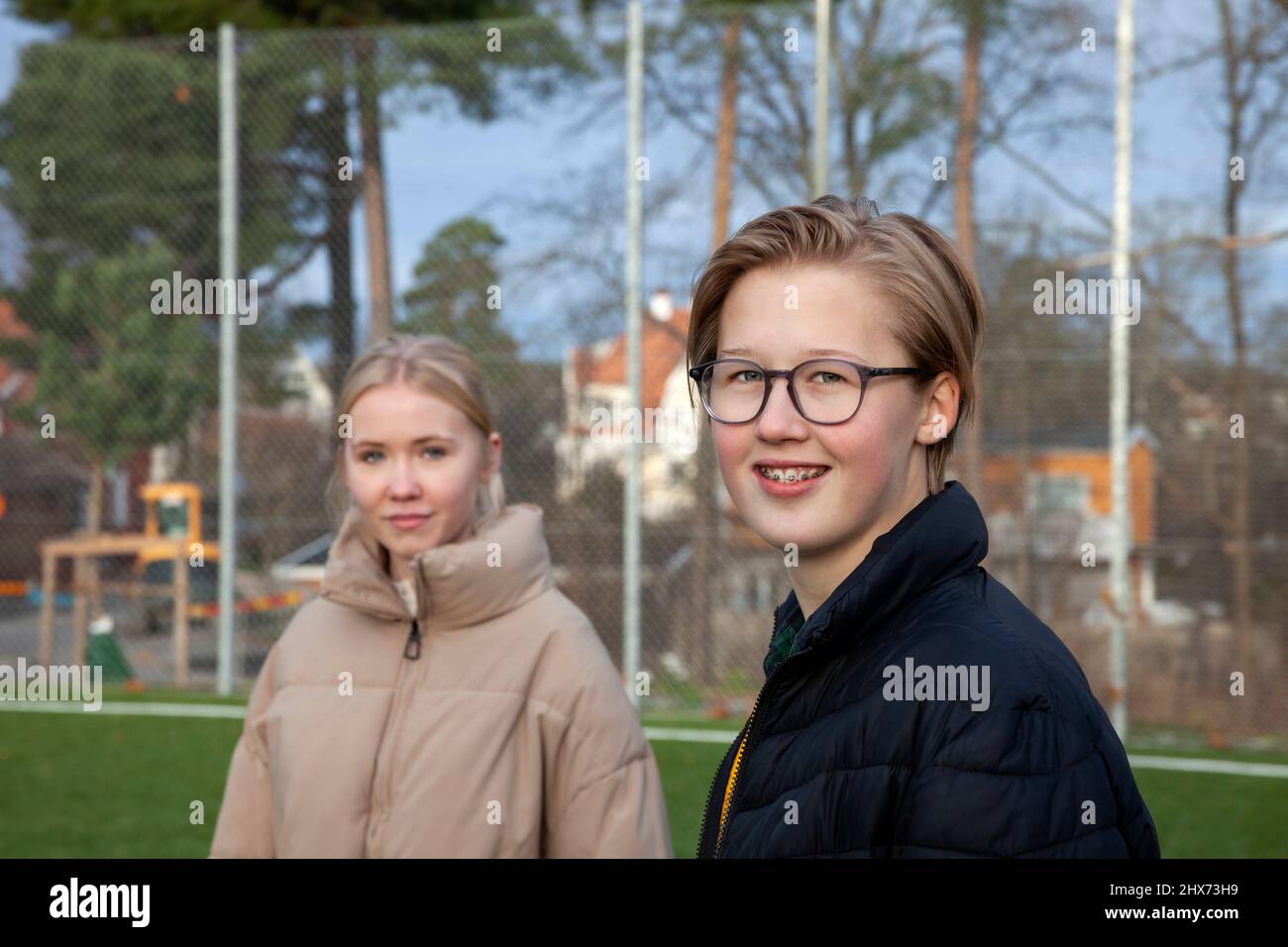 Junge 15 jahre blond -Fotos und -Bildmaterial in hoher Auflösung – Alamy