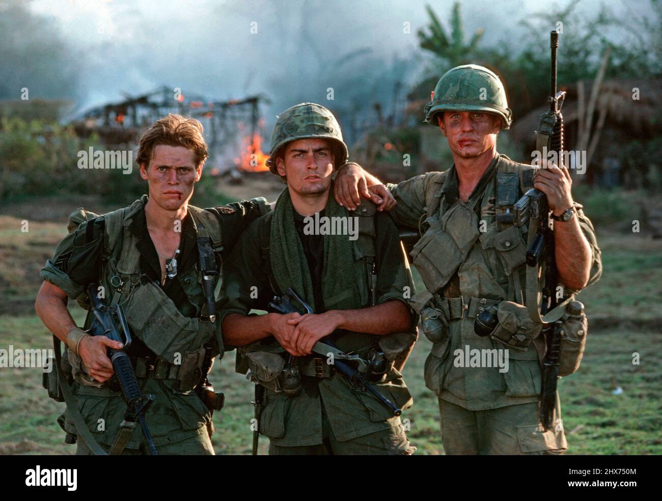 Willem dafoe platoon -Fotos und -Bildmaterial in hoher Auflösung – Alamy