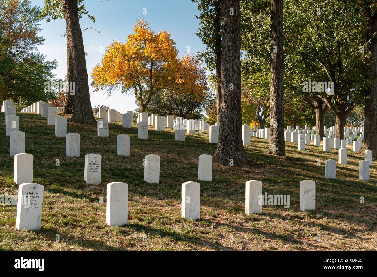 Camp butler nationalfriedhof -Fotos und -Bildmaterial in hoher ...