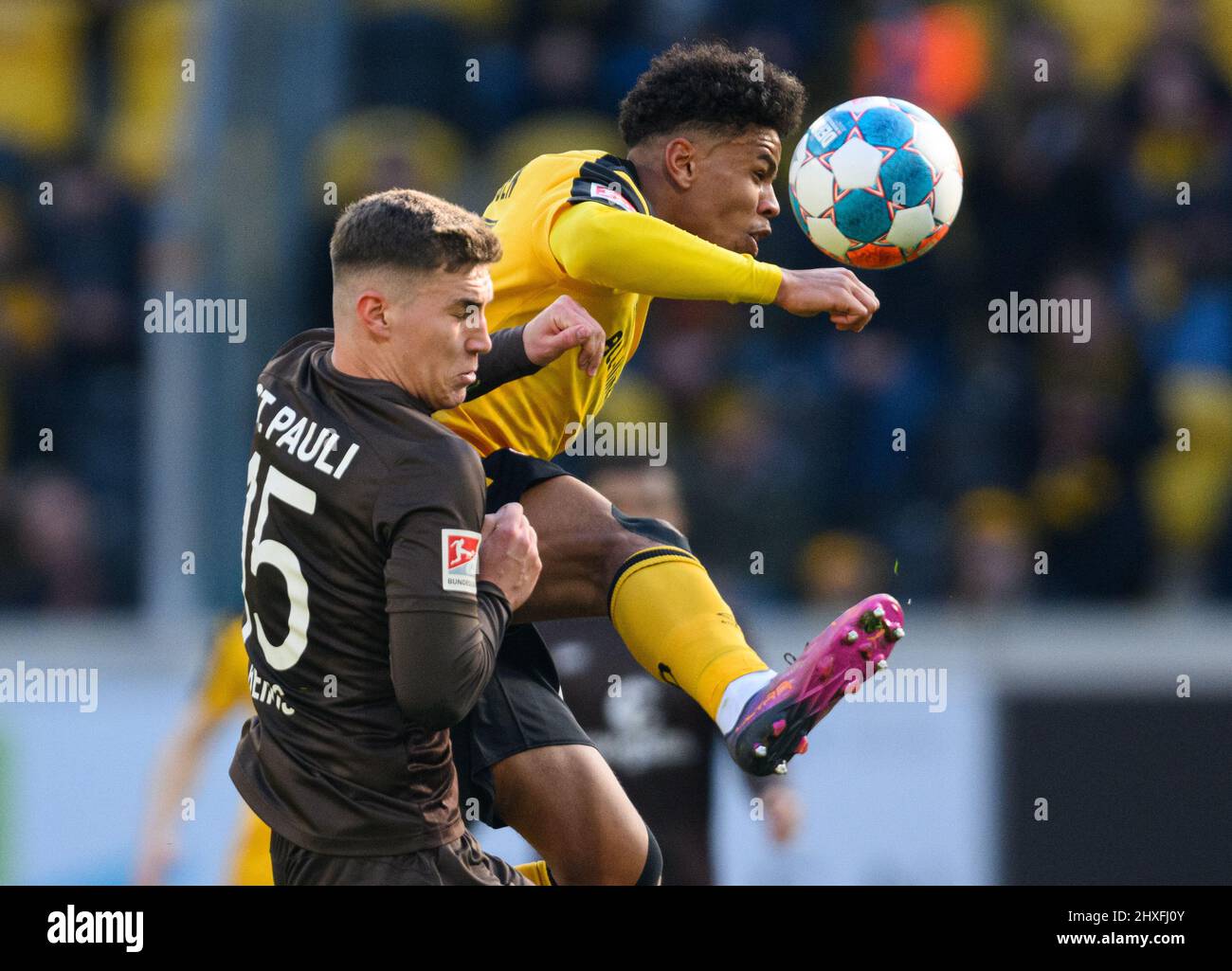Dresden, Deutschland. 12. März 2022. Fußball: 2. Bundesliga, SG Dynamo ...