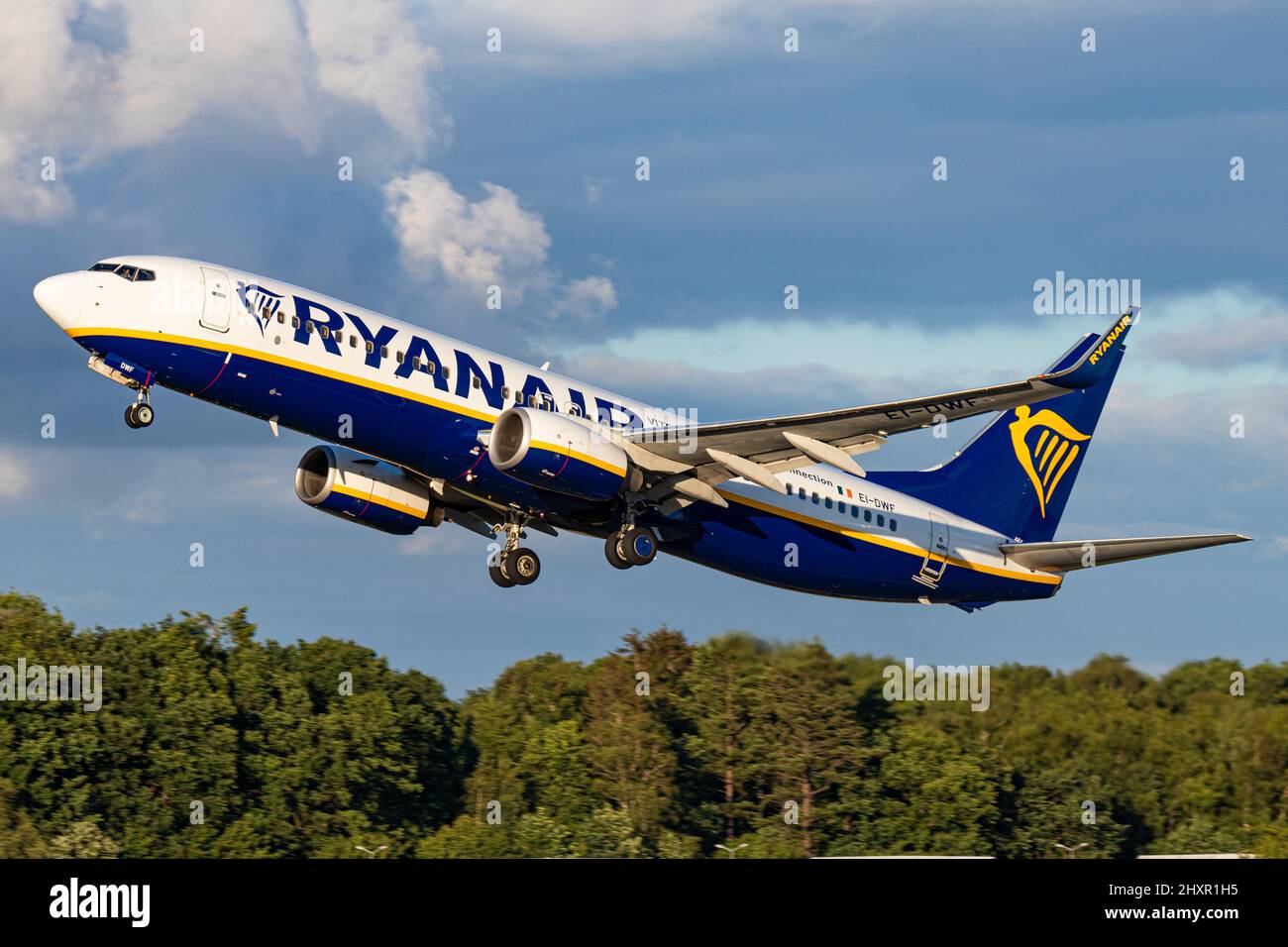 Boeing 737 800 twin jet -Fotos und -Bildmaterial in hoher Auflösung – Alamy
