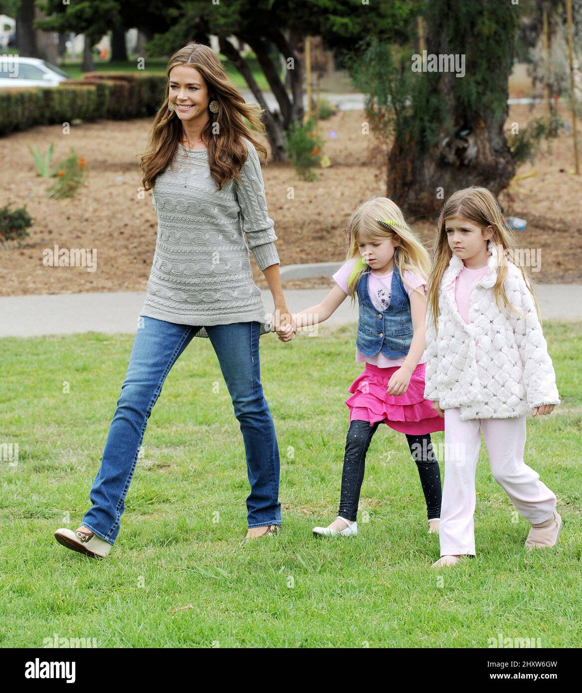 Sam sheen and lola rose sheen -Fotos und -Bildmaterial in hoher ...