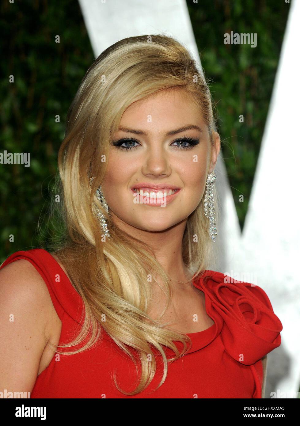 Kate Upton bei der Vanity Fair Oscar Party 2012 im Sunset Towers Hotel ...