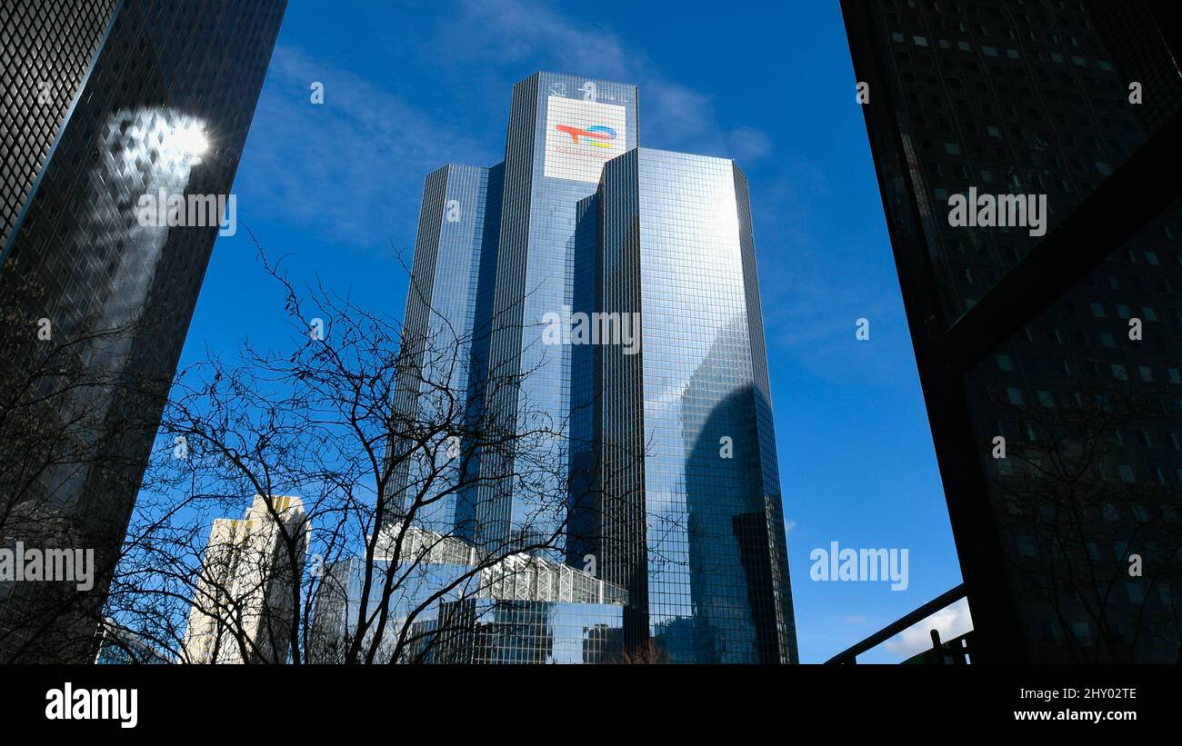 Totalenergies Total Tankstelle Stockfotos und -bilder Kaufen - Alamy