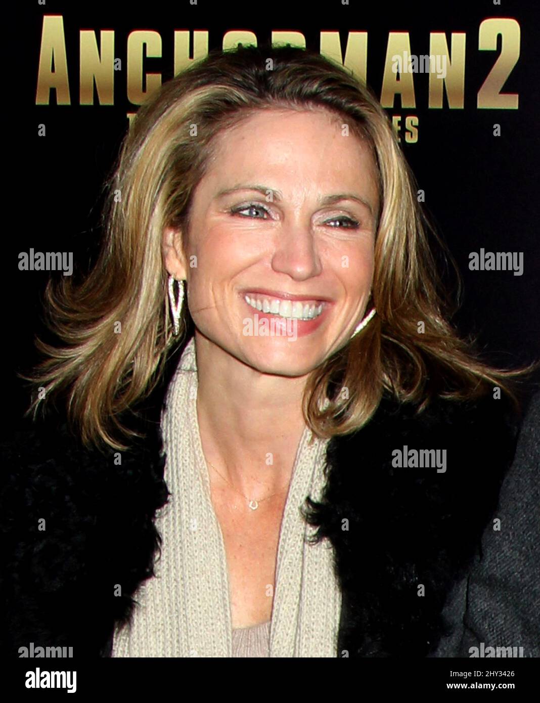 Amy robach besucht premiere anchorman 2 -Fotos und -Bildmaterial in ...