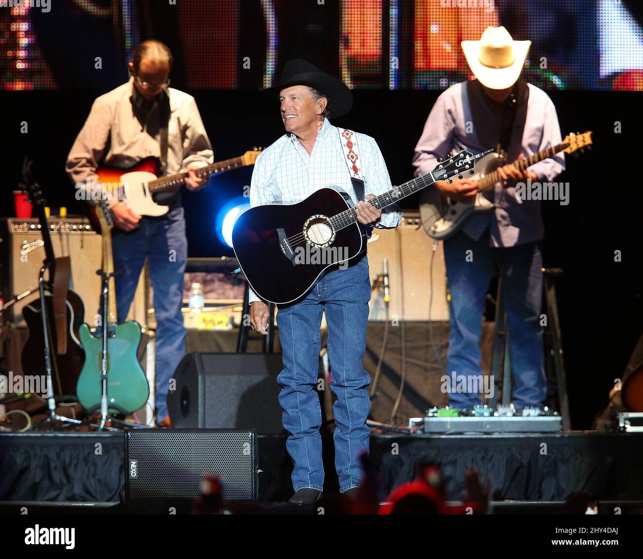 George Strait tritt beim jährlichen Bayou Country Superfest 5. im LSU ...