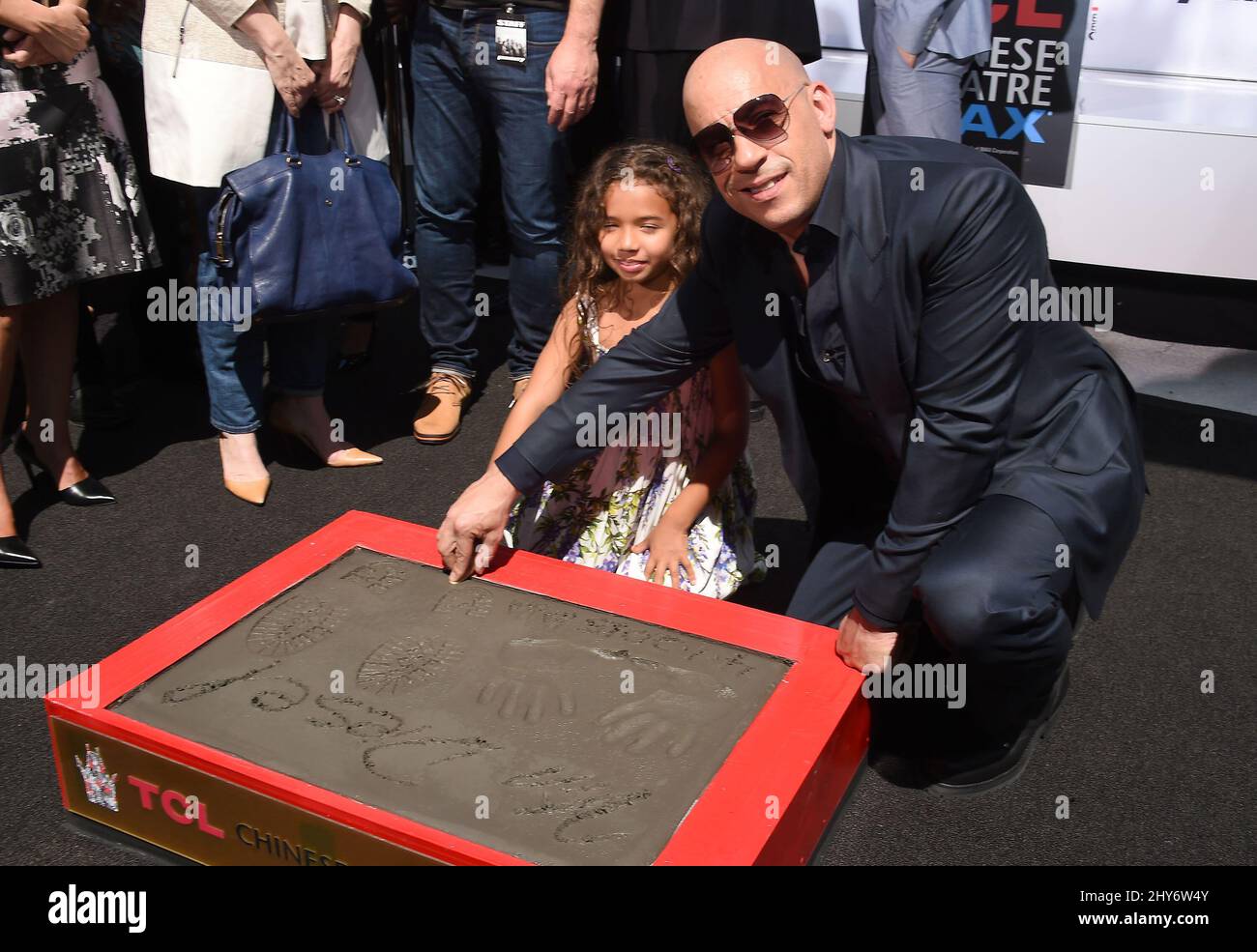 Vin Diesel & Hania Sinclair als Vin Diesel eine der höchsten ...