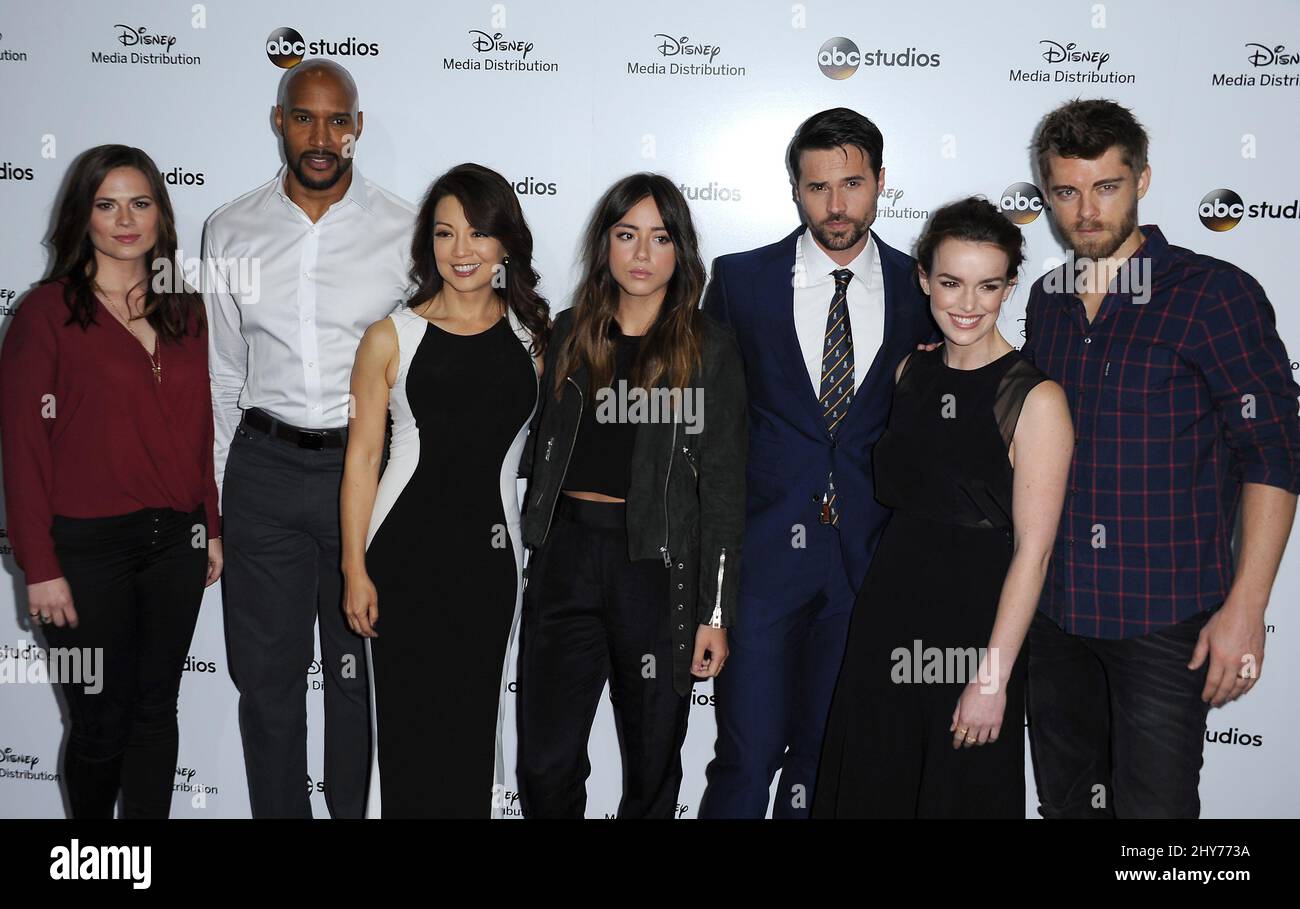 Hayley atwell luke mitchell -Fotos und -Bildmaterial in hoher Auflösung ...