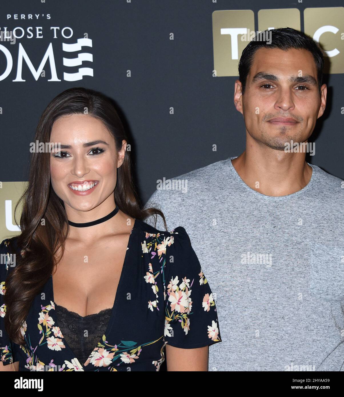 Rebecca Valera und Christian Ochoa besuchen Tyler Perrys „Too Close to ...