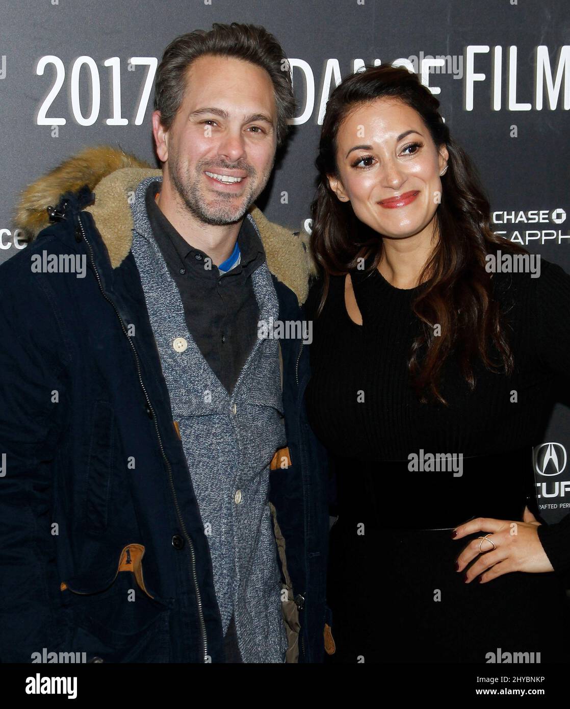 Angelique cabral und thomas sadoski -Fotos und -Bildmaterial in hoher ...