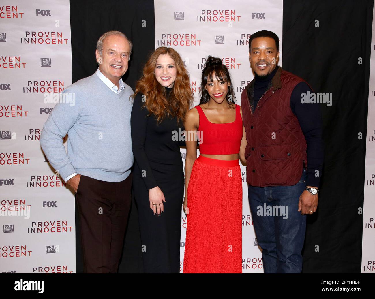 Kelsey Grammer, Rachelle Lefevre, Nikki M. James & Russell Horns nahmen ...