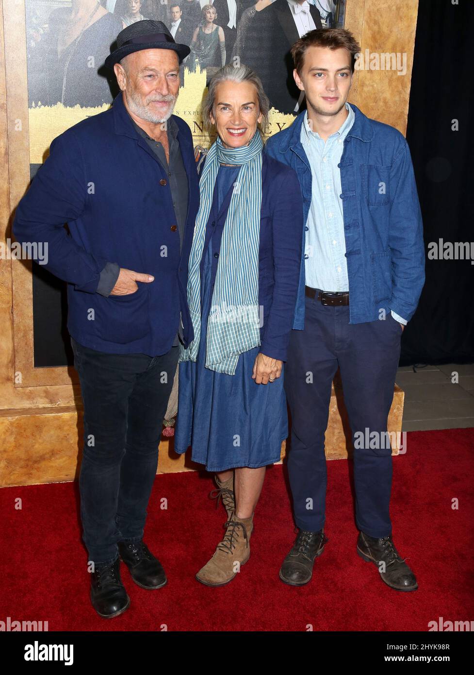 Corbin Bernsen, Ehefrau Amanda Pays und Sohn Finley Bernsen bei der ...