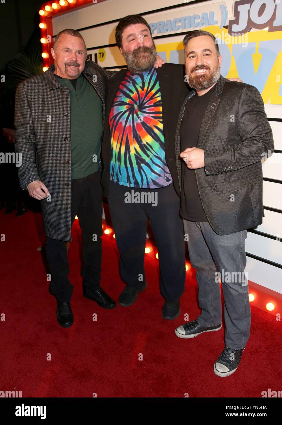 Mick foley brian quinn besucht unpraktische joker -Fotos und ...