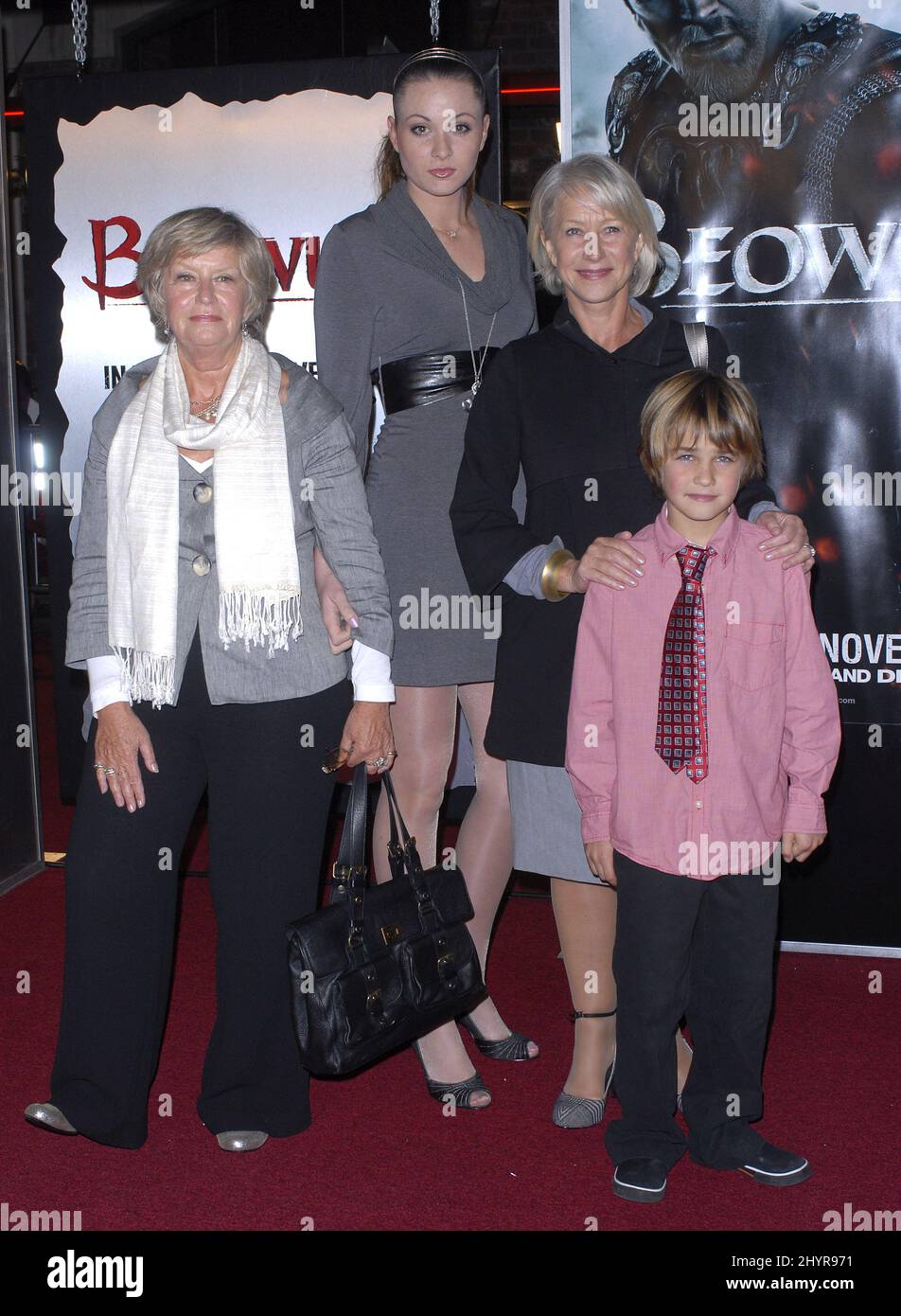 Helen Mirren, Schwester, Nichte und Neffe bei der Premiere von „Beowulf ...